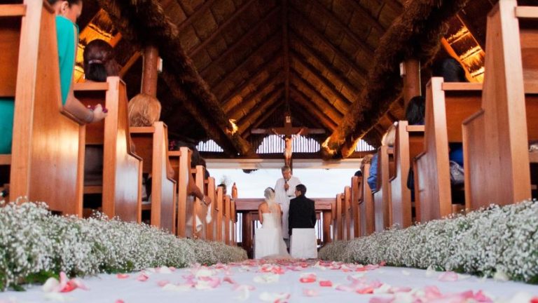17 Breathtaking Cancun Chapels for Catholic Weddings (+ Costs)