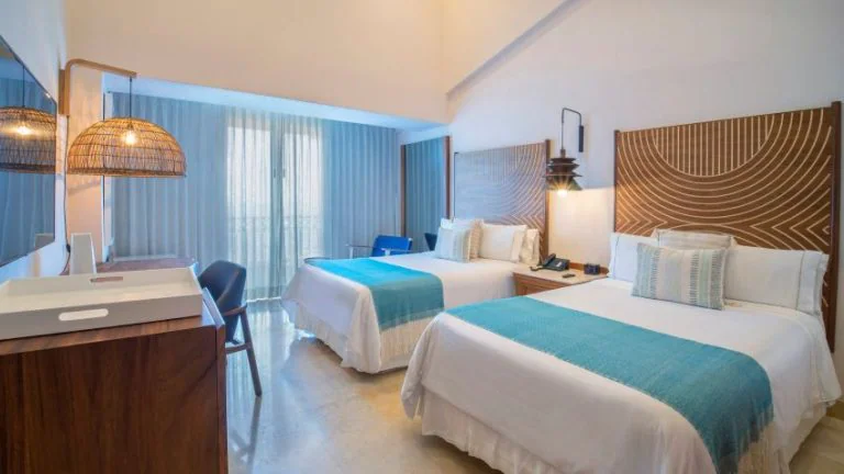 Weddings at Fiesta Americana Puerto Vallarta | Our Review (2024)